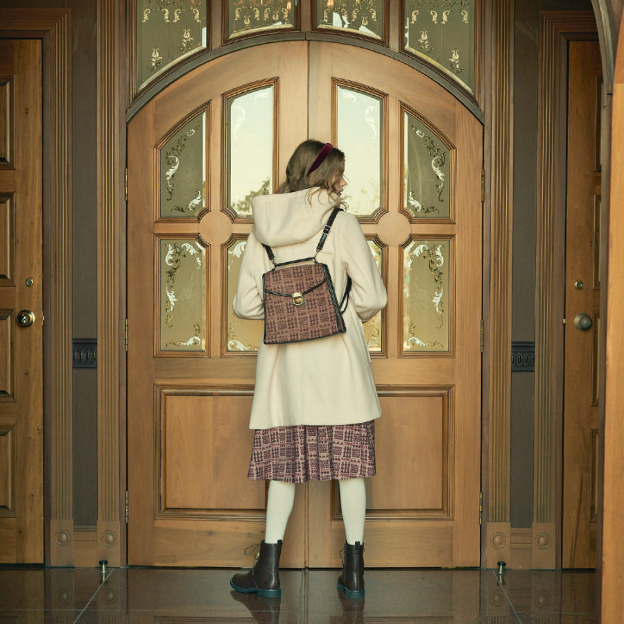 F i.n.t OFFICIAL BRAND SITE